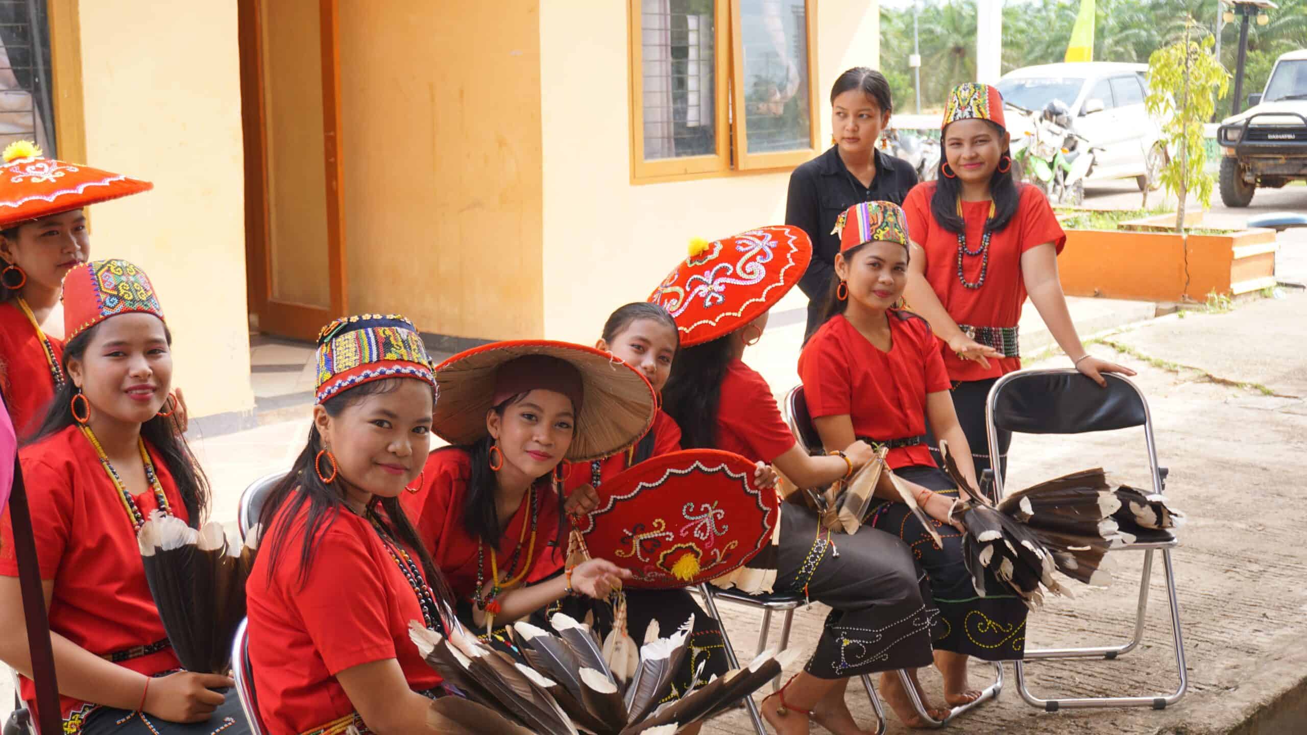 Indigenous people of Borneo celebrated their culture with dances and ...